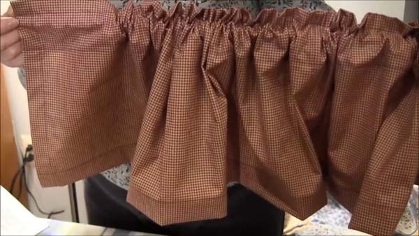 How to Sew an Easy Ruffle Window Valance Curtain | Needlepointers.com